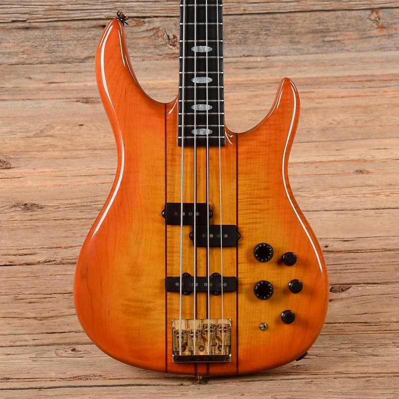 Peavey Dyna Bass Unity Series Sunburst | Reverb