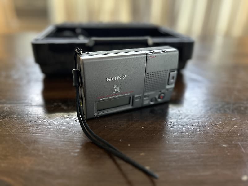 Sony MZb3 Recording Minidisc walkman with mic and speaker | Reverb