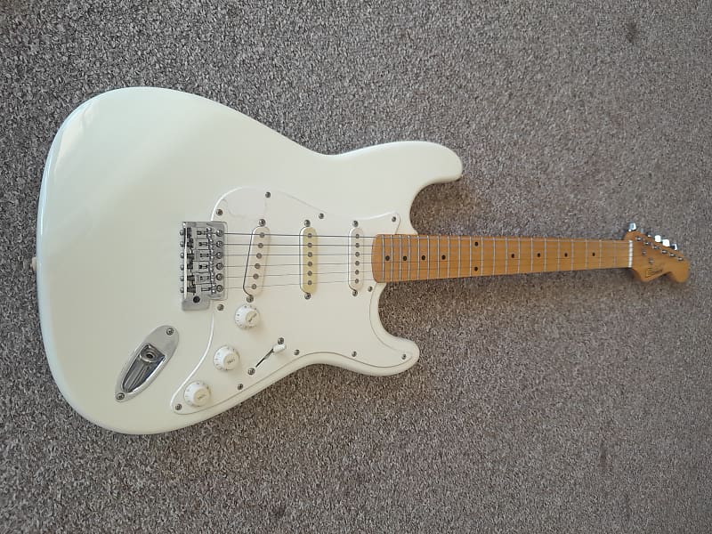 Rare Condor Stratocaster 1980s - White Japan? | Reverb
