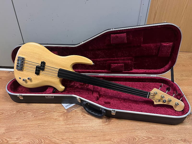 Rees Big F Light Fretless Bass Gloss Natural Fretless | Reverb UK