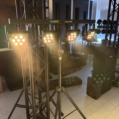 Prolights LUMI 4 Tri (coppia) barra par LED con stativo | Reverb
