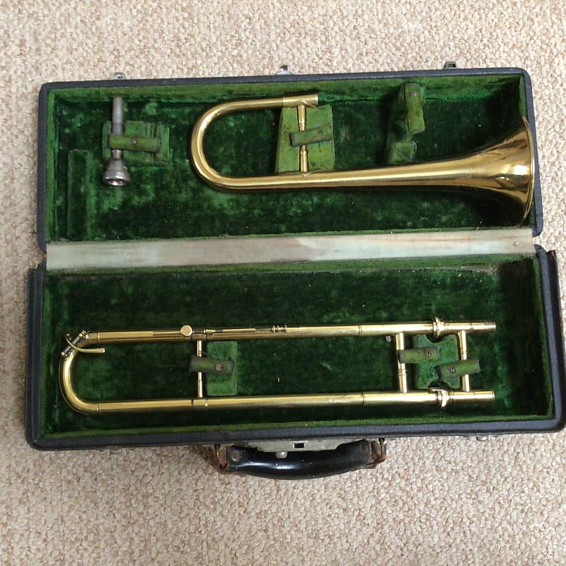 Vintage C.G. Conn 16A 1921 Gold color | Reverb