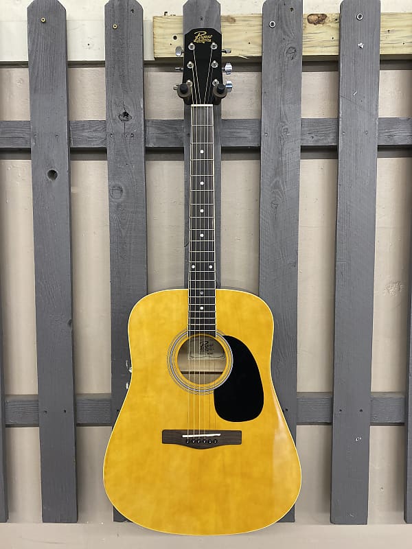 Rogue RD80 Natural Acoustic Guitar (used) | Reverb