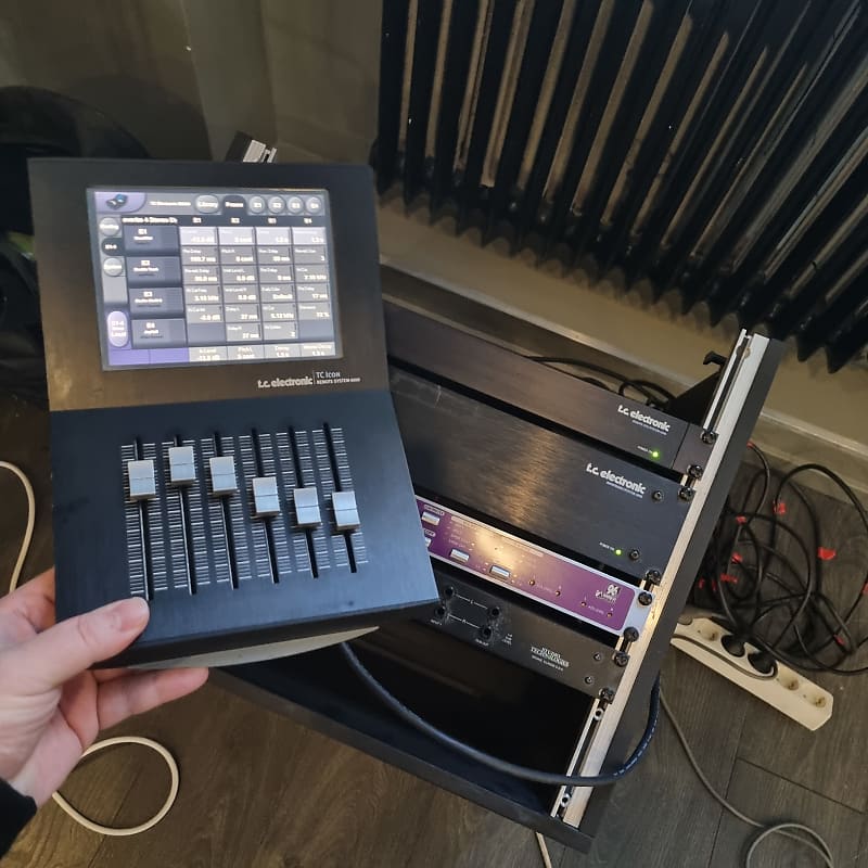 TC Electronic System 6000 2010 Black | Reverb