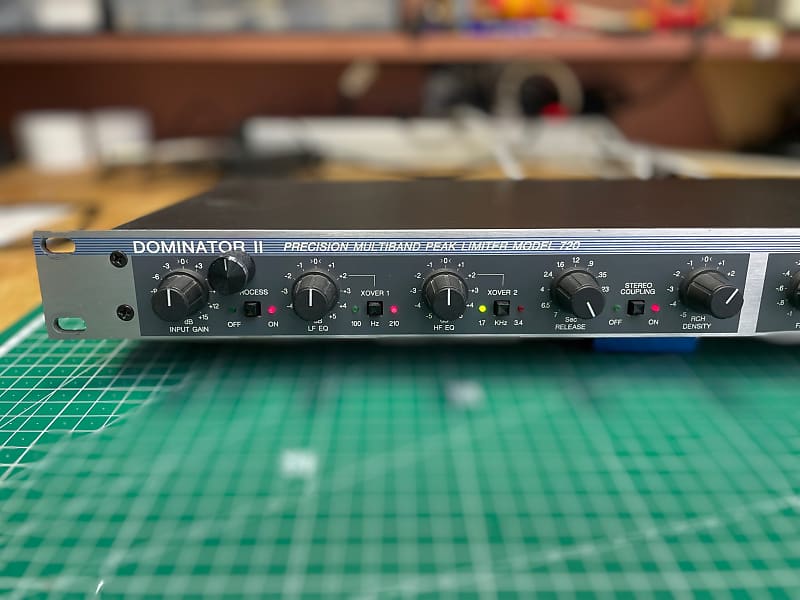 Aphex Dominator II Model 720 w/ adjustable Bypass | Reverb Deutschland