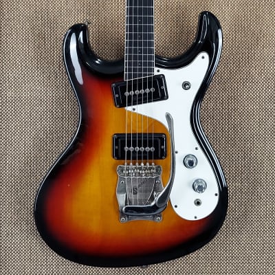 Mosrite The Ventures Avenger Built in Amplifier Black Made in | Reverb