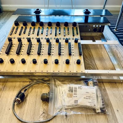 Quad Eight / Electrodyne /Sphere Mixer - 8 channel / 10 bus / | Reverb