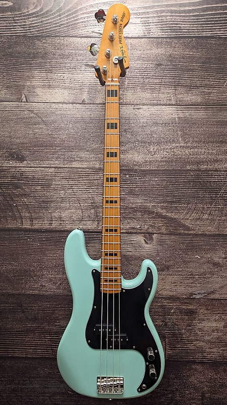 Squier CLASSIC VIBE 70'S P-BASS Bass Guitar (Ontario,CA) | Reverb