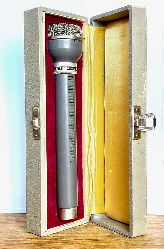 1960's AKG D19 E microphone | Reverb