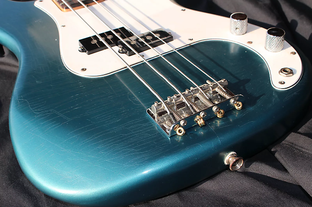 Fender Squier - Precision Bass - 32" Medium Scale E Series - | Reverb