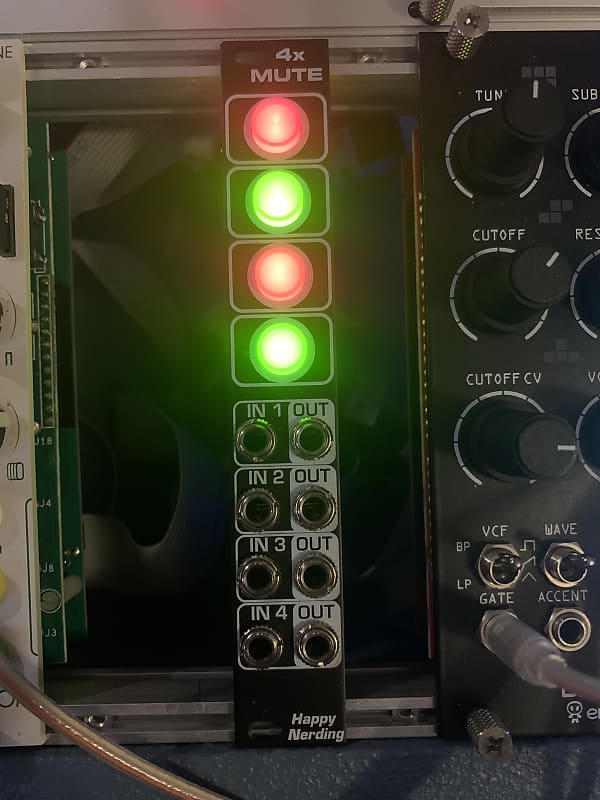 Happy Nerding 4x Mute Black | Reverb