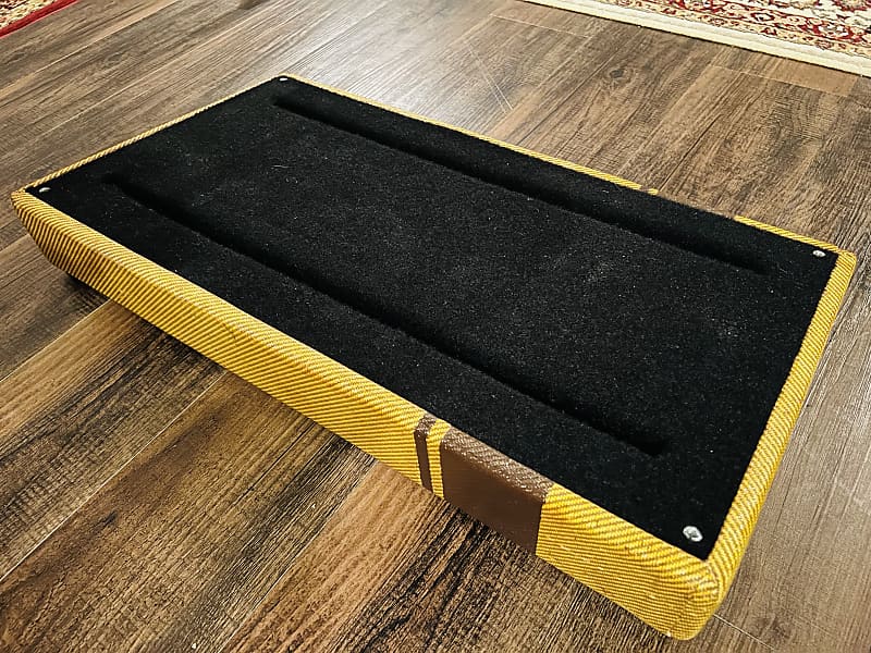 Backpack Pedalboard 24” x 13.5” x 3.5” Custom Lacquered Tweed | Reverb