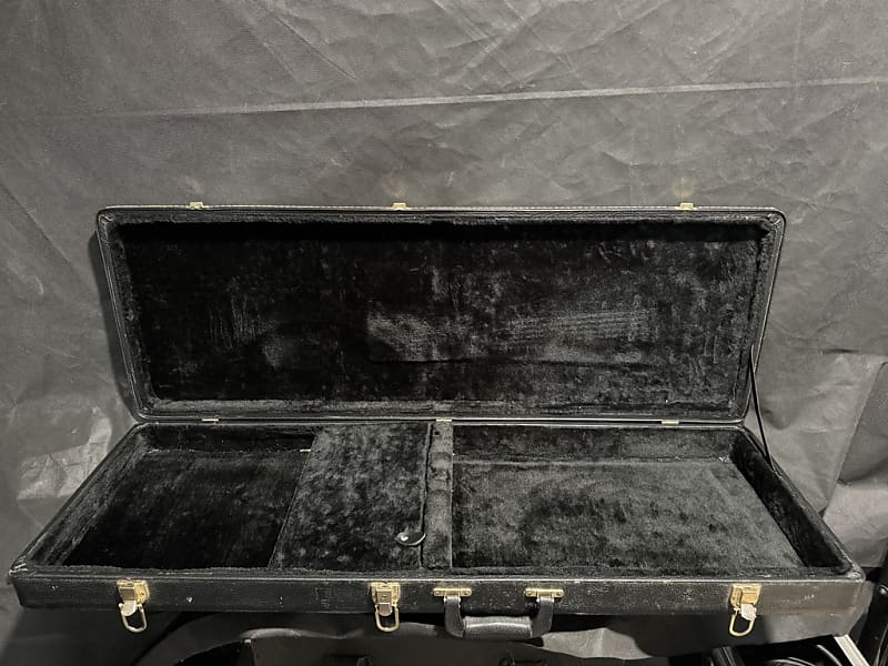 Standard Guitar Hard Case Black Tolex Gold Finish Hardware | Reverb