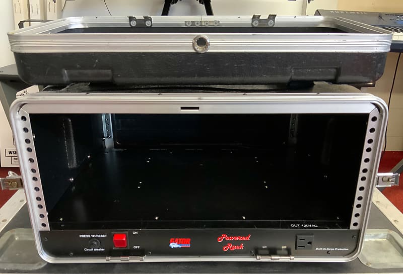 Used Gator Rolling 4-space Powered Rack | Reverb