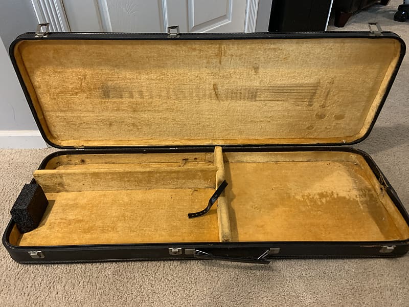 Gibson Les Paul case 1968-1969 - Black / Gold | Reverb