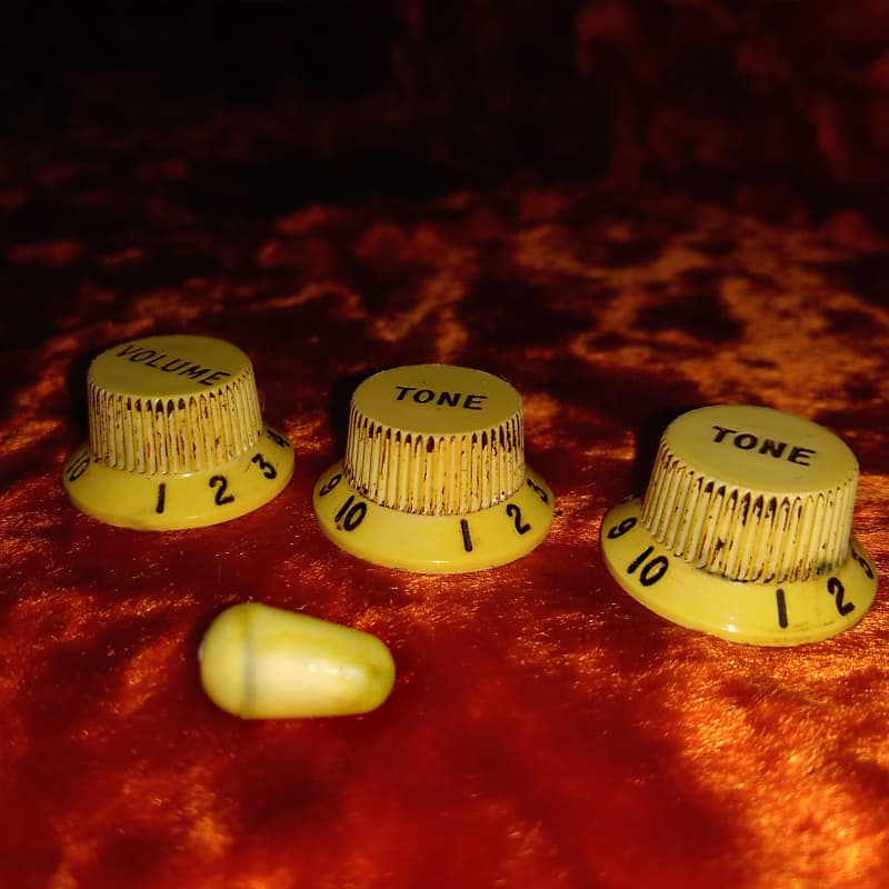 Fender Custom Shop '59 Relic Volume Tone Knobs w/ Switch Tip | Reverb