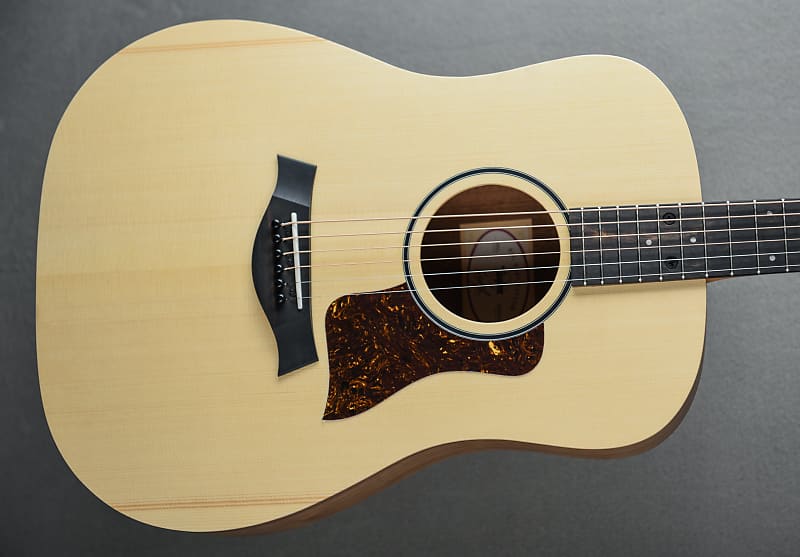 Taylor Big Baby Taylor (BBTe) | Reverb