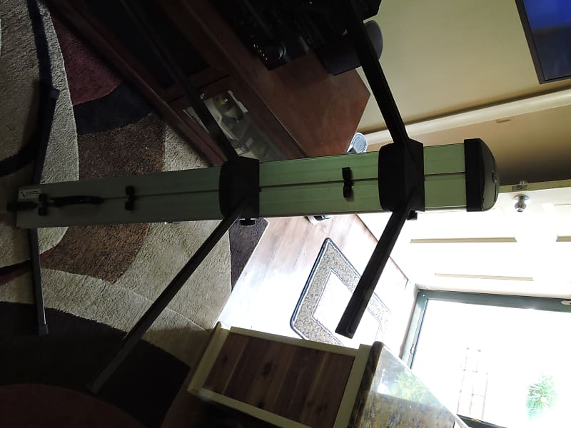 ULTIMATE SUPPORT KEYBOARD STAND APEX 48 2024 - SILVER | Reverb