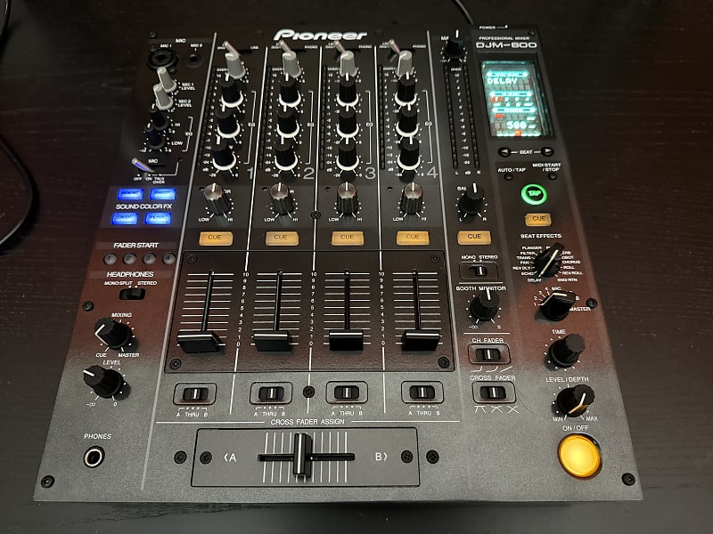 Pioneer DJM-800 DJ Mixer | Reverb