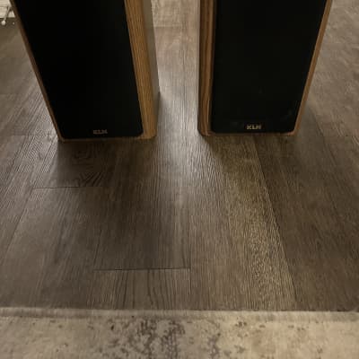 KLH Model AV-2000 Bookshelf Speakers | Reverb