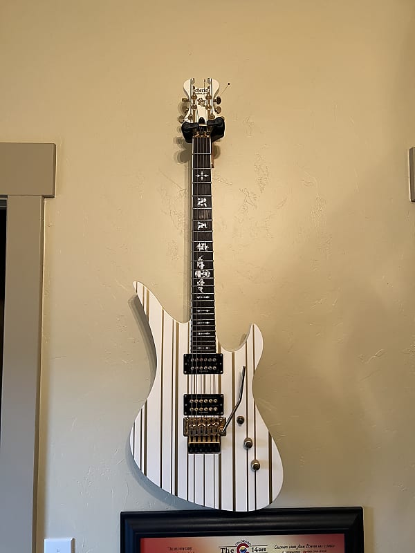 Schecter Synyster Gates Custom 2012 - White on Gold | Reverb