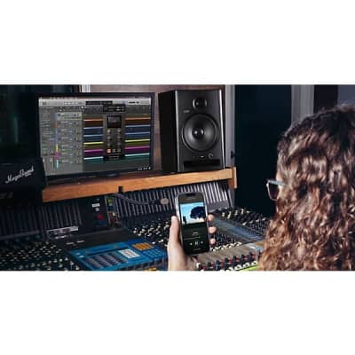 Harbinger VARI SM508 8" Studio Monitor With 3-Voice DSP and | Reverb