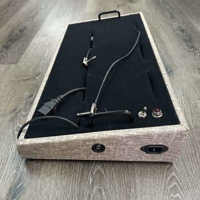 West Coast Pedalboards 12x24 - VOX Fawn with Buffer & FX Loop | Reverb