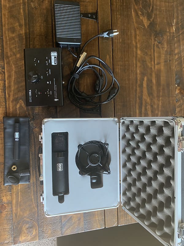 Steven Slate ML-1 and ML-2 microphones with Slate VMS Preamp | Reverb