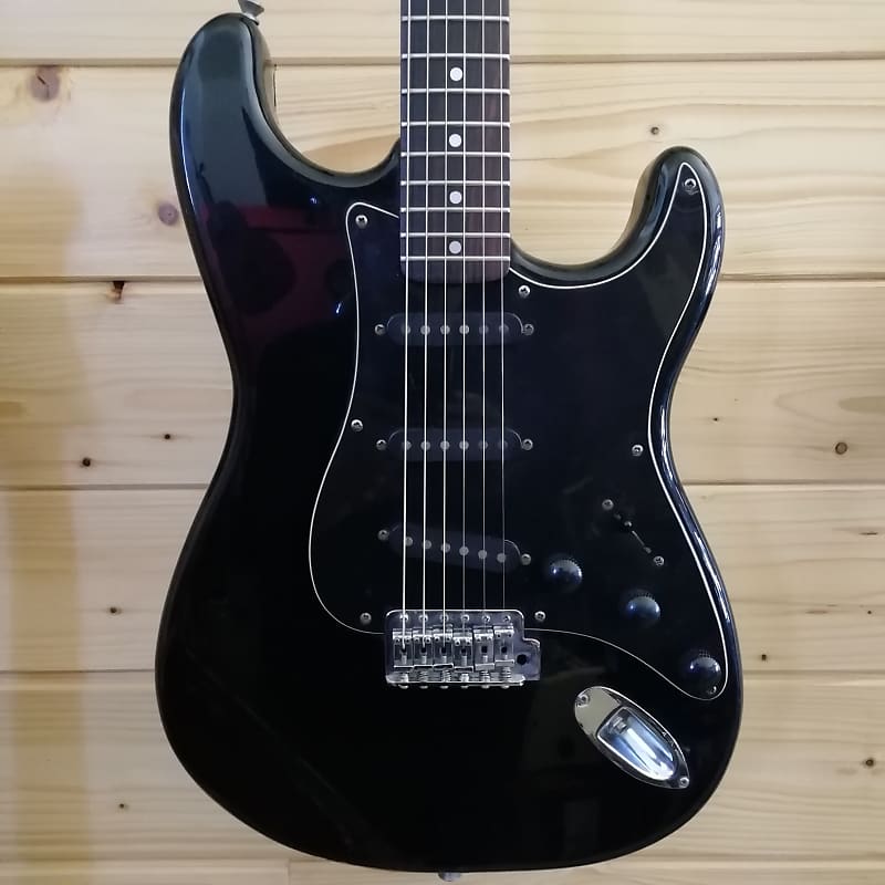 VESTER Stage Series - Late 80s Electric Guitar - Stratocaster | Reverb