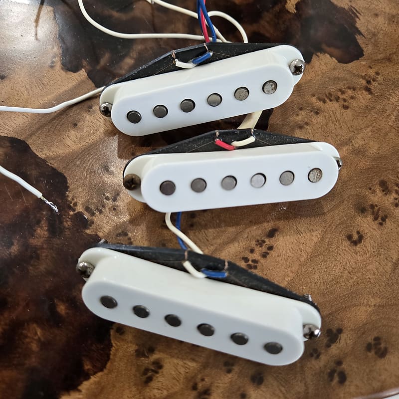 Fender Flat pole pickups 1991 - White | Reverb
