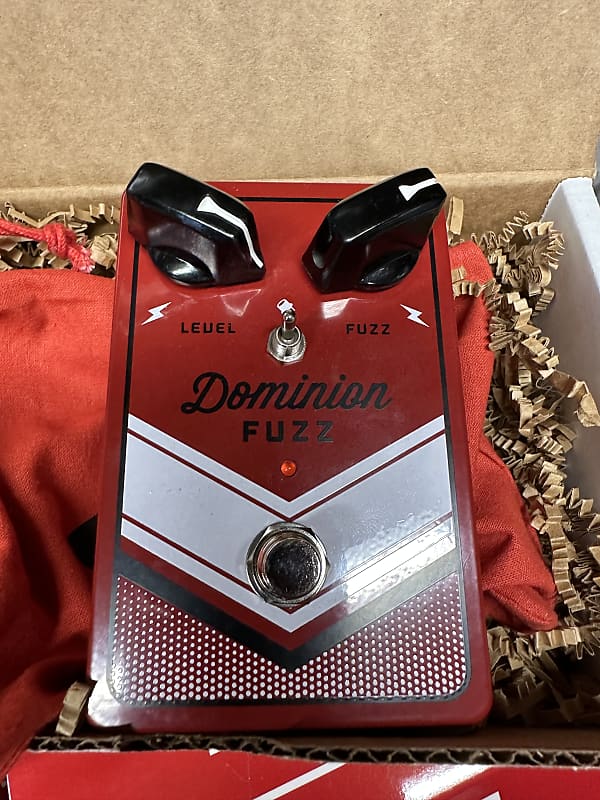 Dominion Fuzz GE/Si red | Reverb