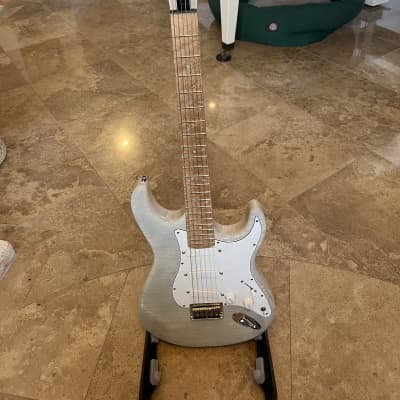 Kiesel Delos - Custom Transparent White over Flamed Maple | Reverb