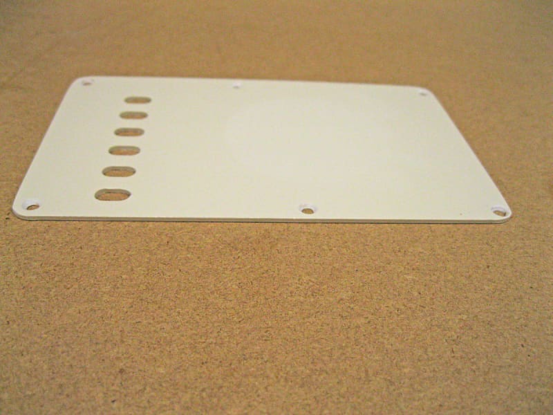 Fender S Backplate White | Reverb