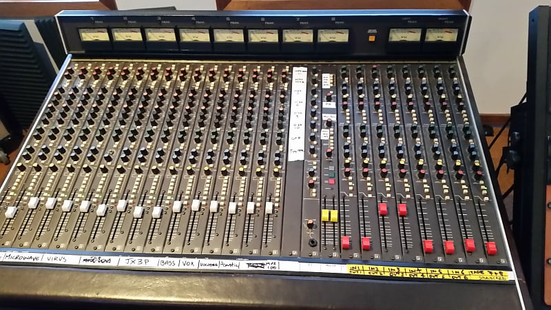 Soundcraft 1600 Series Recording Console | Reverb