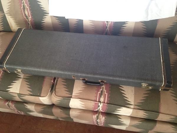 Fender Vintage Guitar Case 1960's Black & Gray | Reverb