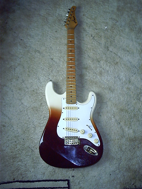 Lotus Stratocaster copy MIJ 1980 Two tone white/red | Reverb