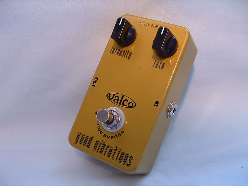 Valco Good Vibrations Tremolo pedal | Reverb