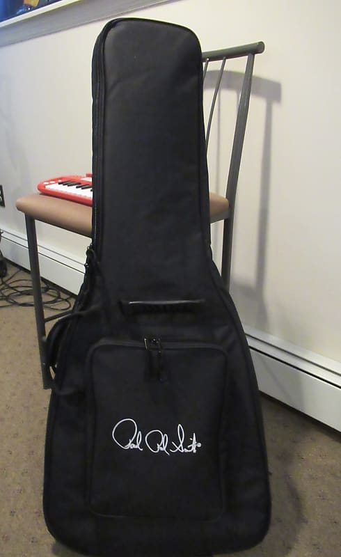 PRS Signature electric guitar gig bag. | Reverb