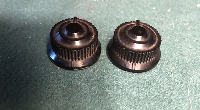 Rickenbacker Flying Saucer Knobs 1950s Bakelite | Reverb UK
