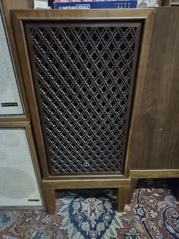 Sansui SP-2000 speakers with Stands and Owners manual | Reverb