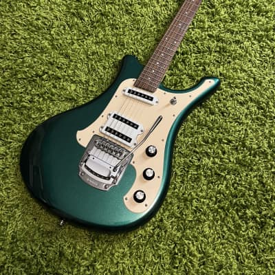 Yamaha SGV-300 Flying Samurai 2000's Candy Apple Red | Reverb