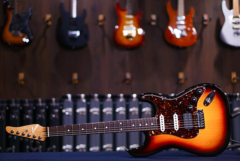 Tom Anderson icon classic 3 color burst | Reverb
