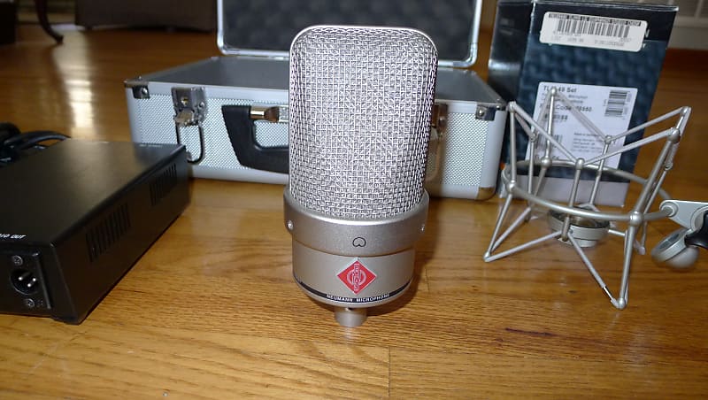 Neumann TLM-49 Modified Tube Microphone M49 clone Beesneez | Reverb