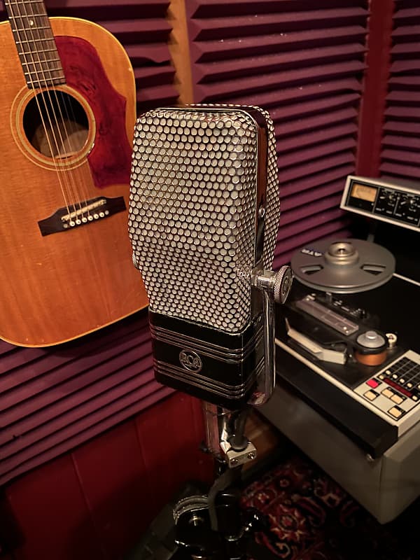 RCA 44 B Ribbon Microphone | Reverb