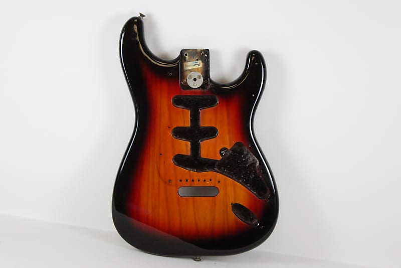 1979 Vintage Fender Stratocaster Sunburst Alder Body | Reverb Canada