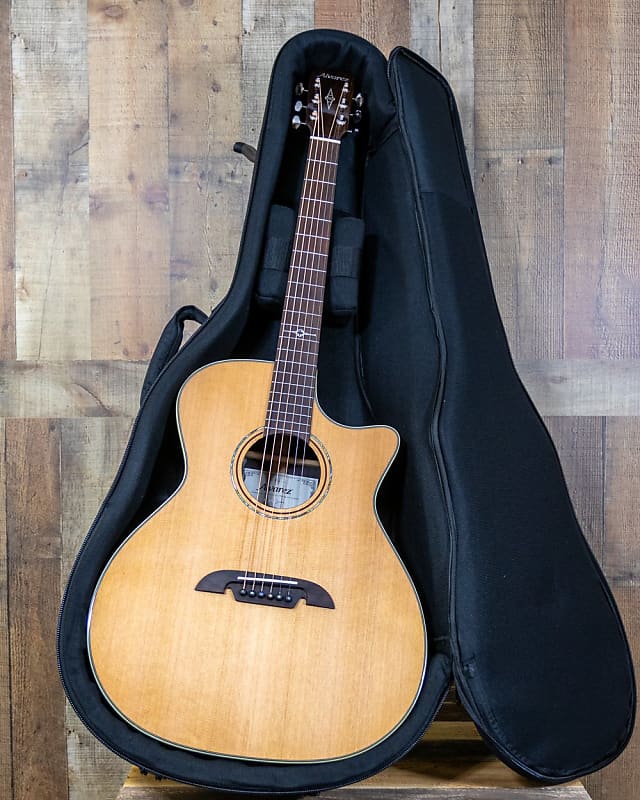 Alvarez Masterworks Grand Auditorium A/E with Cutaway | Reverb