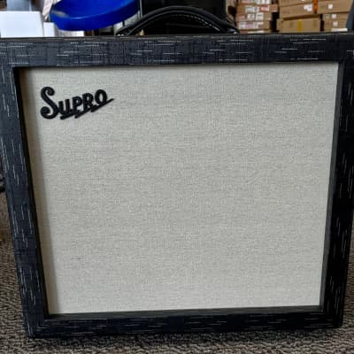 Supro Model 1624 Amplifier Vintage Circa '64 6973 Jimmy Page | Reverb