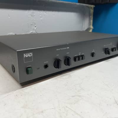 NAD 1240 Preamplifier | Reverb