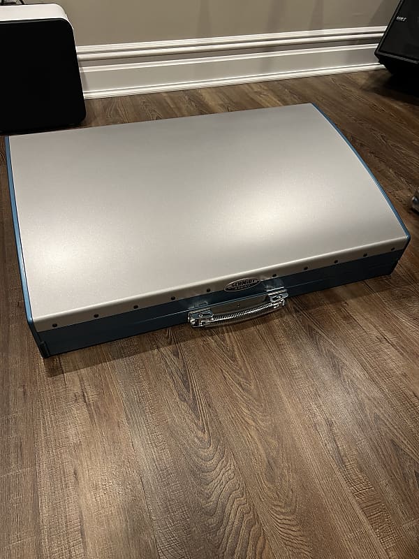 Schmidt-Array Pedal board with G3 Switcher SA750XDM 2021 Blue | Reverb