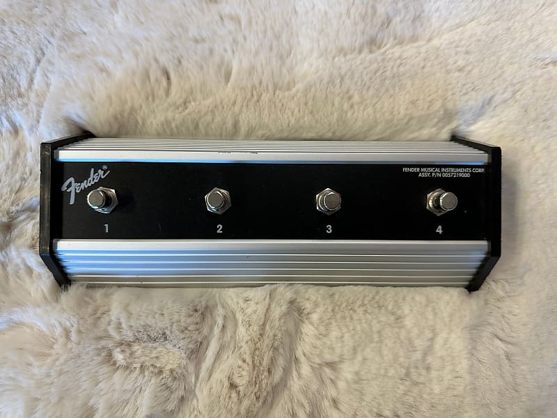 Used Fender 4 Way Midi Footswitch For Cyber Twin/Deluxe model | Reverb
